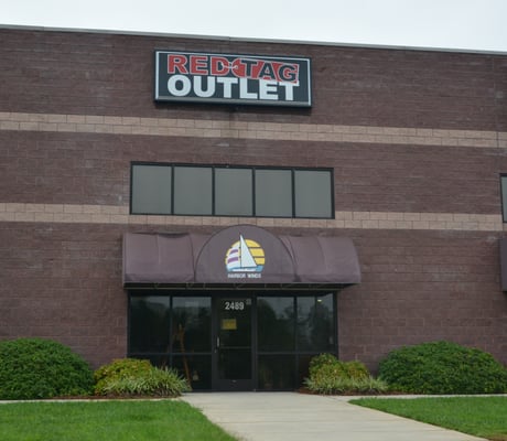 RED TAG OUTLET - Updated October 2025 - 2489 N Hwy 16, Denver, North ...