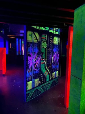 PLANET LAZER - Updated December 2024 - 73 Photos - 1960 Springfield ...