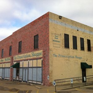 PERRONE LEGEND PHARMACY - Updated August 2025 - 35 Reviews - 3921 ...