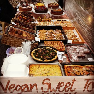 STRUTTON GROUND MARKET - Updated July 2025 - 11 Photos - Strutton ...