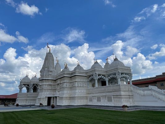 BAPS SHRI SWAMINARAYAN MANDIR, CHICAGO - Updated January 2025 - 256 ...