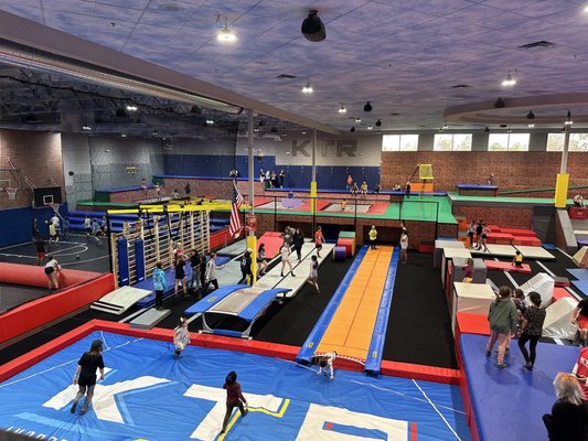 KTR GLENDALE - Updated October 2025 - 70 Photos & 38 Reviews - 18295 N ...