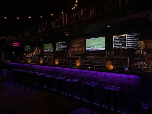 CASK & HAMMER - Updated August 2024 - 257 Photos & 366 Reviews - 334 N ...