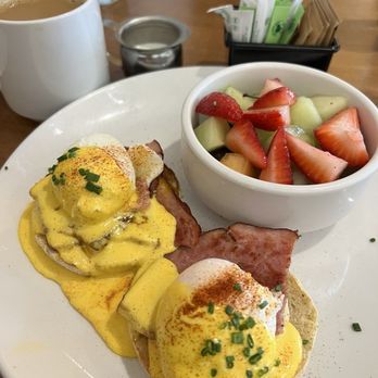 POACHED KITCHEN - Updated July 2024 - 142 Photos & 80 Reviews - 5753 E ...