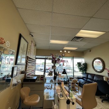 4 U NAILS - Updated September 2025 - 59 Photos & 35 Reviews - 1425 N ...