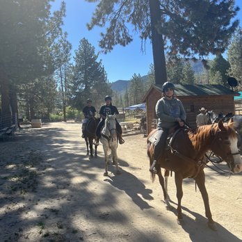 R-RANCH IN THE SEQUOIAS - Updated December 2025 - 73 Photos & 29 ...