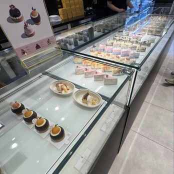 YU CAKE - Updated December 2025 - 435 Photos & 273 Reviews - 3333 ...
