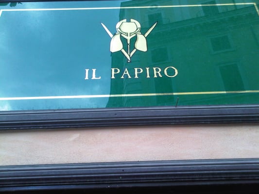 IL PAPIRO - Updated December 2025 - Via Pantheon, Manche, Roma, Italy ...