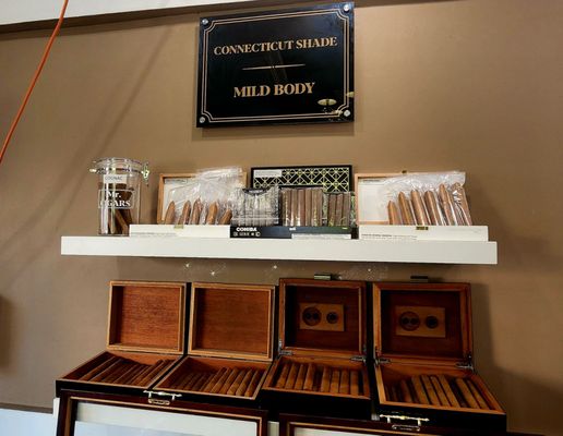 MR. CIGARS - Updated December 2025 - 39 Photos & 19 Reviews - 742 SW ...