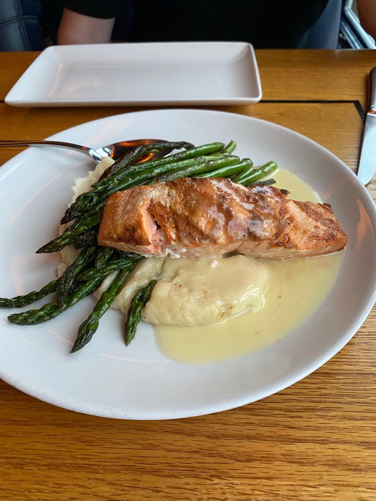 RAY’S BOATHOUSE - 1093 Photos & 1143 Reviews - 6049 Seaview Ave NW ...