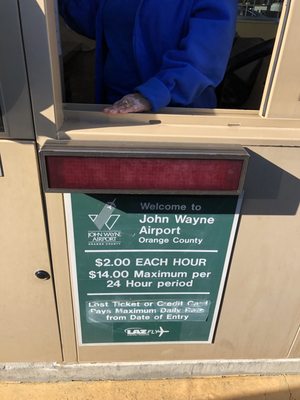 LAZ FLY AIRPORT PARKING - Updated October 2025 - 14 Reviews - 18601 ...