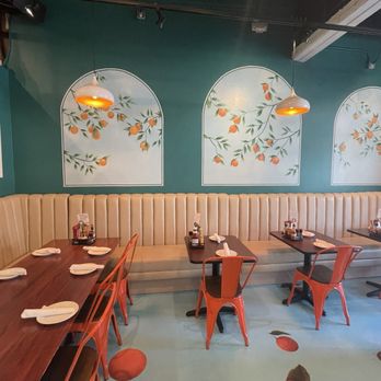 MIMOSAS - Updated 2024 - 571 Photos & 363 Reviews - 2752 Welton St ...