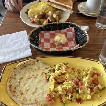 MIS RAICES RESTAURANT & BAKERY - Updated October 2025 - 194 Photos & 29 ...