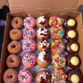 EIGHTY 8 DONUTS CAFE - Updated July 2025 - 81 Photos & 47 Reviews - 225 ...