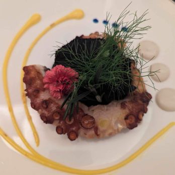 TULLIO - Updated October 2025 - 142 Photos & 90 Reviews - 160 Andalusia ...