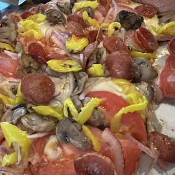 THE CRUST PIZZA - Updated November 2024 - 187 Photos & 258 Reviews ...