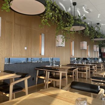 HIATUS RESTAURANT ET BAR - Updated January 2026 - 66 Photos & 10 ...