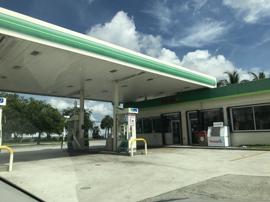BP SERVICE STATIONS - Updated March 2025 - 501 E Atlantic Blvd, Pompano ...