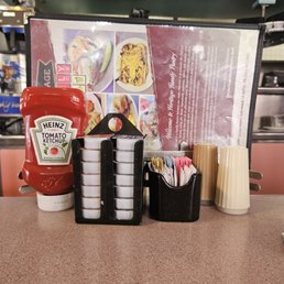 HERITAGE FAMILY PANTRY - Updated 05/2025 - 1323 Photos & 1191 Reviews ...