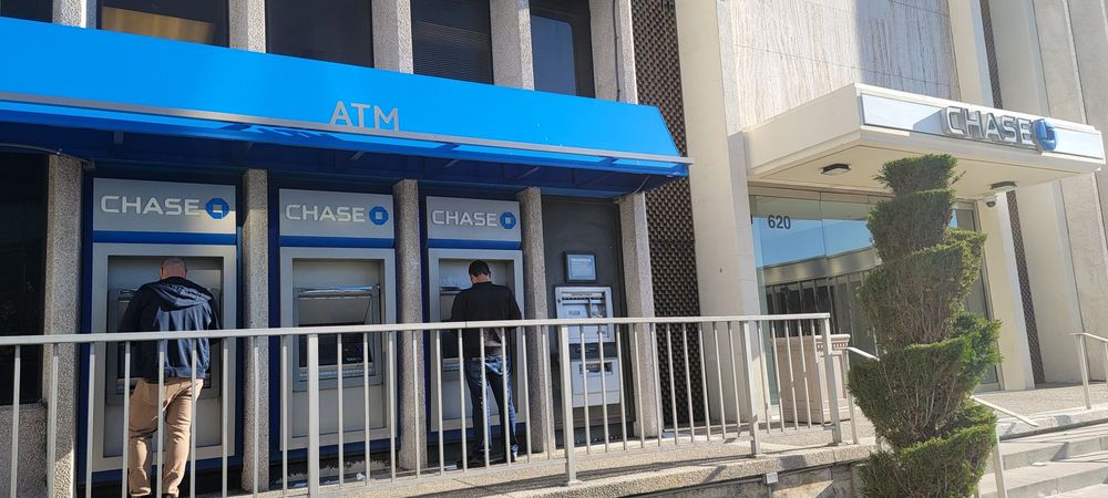 CHASE BANK - Updated January 2026 - 13 Photos & 54 Reviews - 620 N ...