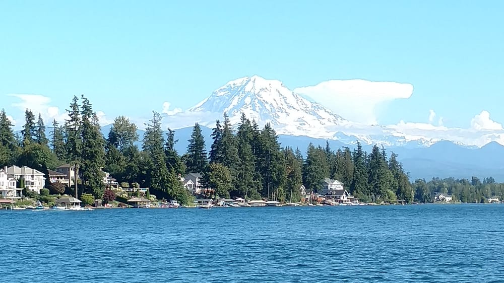 Lake Tapps Island Golf Course, Lake Tapps | Roadtrippers