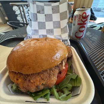 HUDA - Updated January 2026 - 280 Photos & 239 Reviews - 32 S 18th St ...