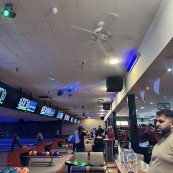 CORBIN BOWL - Updated July 2025 - 225 Photos & 451 Reviews - 19616 ...