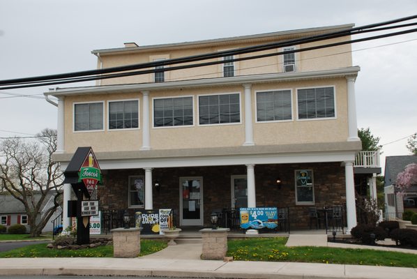 TOSCO’S PUB AND GRILL - Updated April 2025 - 44 Photos & 50 Reviews ...