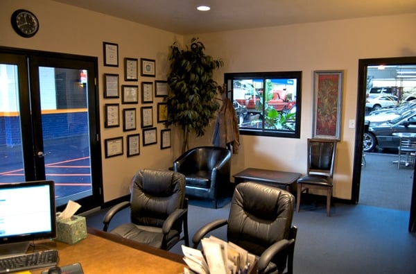 WISE AUTO TECH - Updated October 2025 - 36 Photos & 84 Reviews - 2323 ...