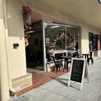 VIO HANDCRAFTED PASTRIES - Updated May 2024 - Yelp