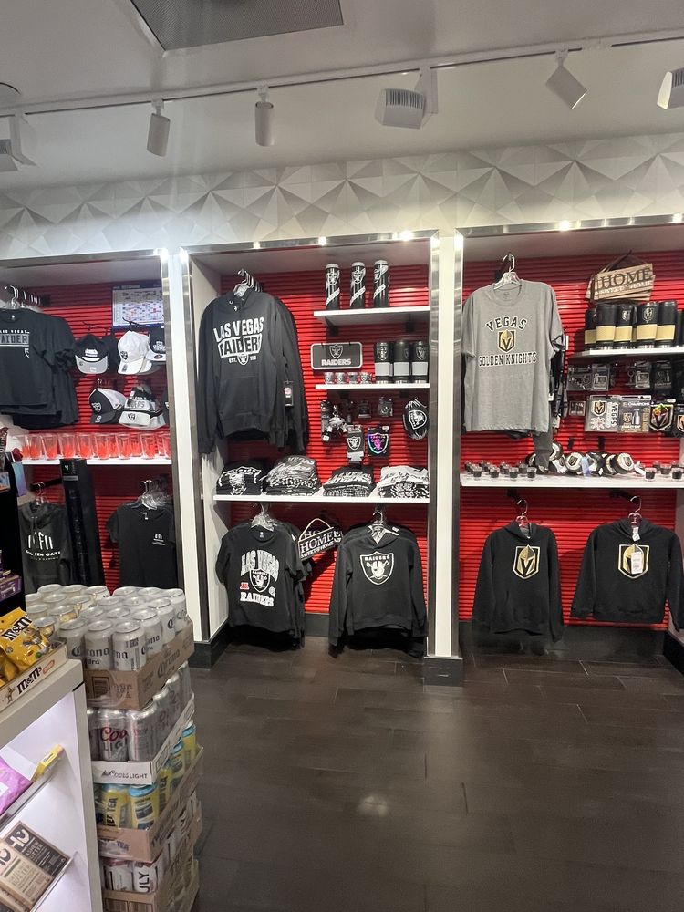 THE D SHOP - Updated December 2025 - 25 Photos - 301 E Fremont St, Las ...