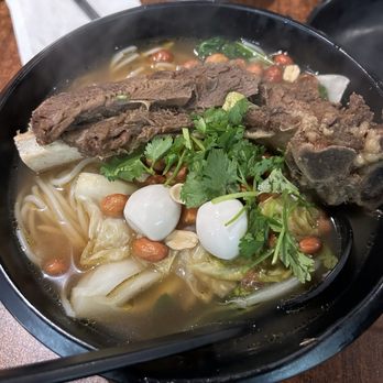 CHONG QING XIAO MIAN - Updated May 2024 - 2382 Photos & 1263 Reviews ...