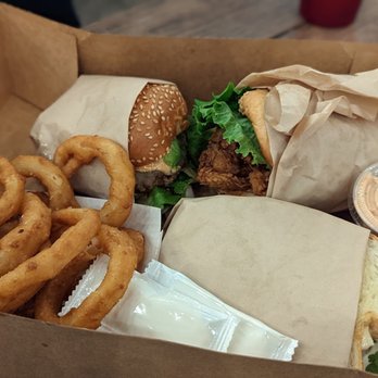 ACME BURGER - COTATI - Updated April 2025 - 417 Photos & 625 Reviews ...