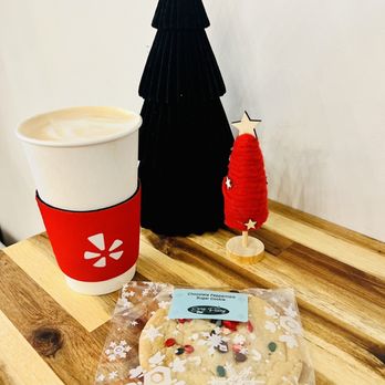 NORTHERN ROOTS COFFEEHOUSE - Updated August 2024 - 159 Photos & 50 ...