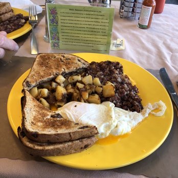 PUFFINS RESTAURANT - 129 Photos & 60 Reviews - 169 Thames St, Groton ...