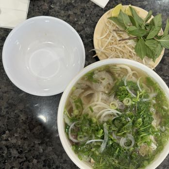 PHO 43 - Updated June 2025 - 1199 Photos & 894 Reviews - 2844 N 43rd ...