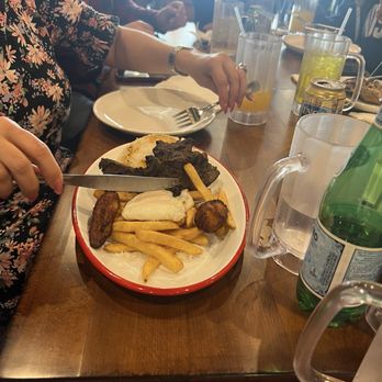 TATYS CHICKEN - Updated July 2025 - 42 Photos & 30 Reviews - 10768 ...