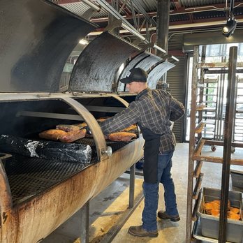 TERRY BLACK’S BARBECUE - WACO - Updated June 2024 - 136 Photos & 80 ...