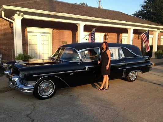 ALLEN DAVE FUNERAL HOME - Updated July 2025 - 18 Photos - 407 Burleson ...