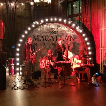 UNIVERSITY CLUB - Updated December 2025 - 24 Photos & 18 Reviews - 1673 ...