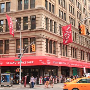 NYC CITYSTORE - Updated August 2025 - 19 Photos & 13 Reviews - 1 Centre ...