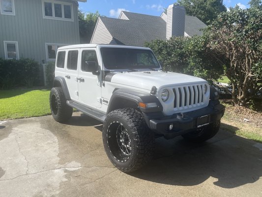 DTO CUSTOMS - Updated July 2025 - 39 Reviews - 16327 Lee Hwy ...