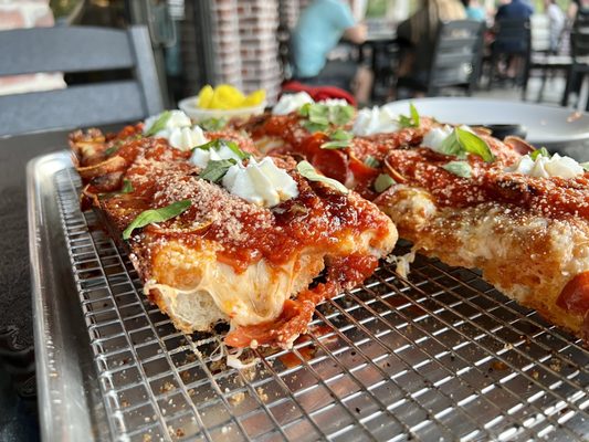 BRONX HOUSE PIZZA - Updated April 2025 - 93 Photos & 148 Reviews - 5384 ...