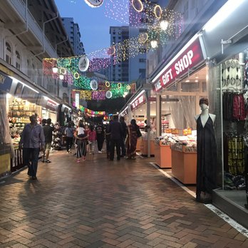 CHINATOWN COMPLEX MARKET & FOOD CENTRE - Updated August 2025 - 303 ...