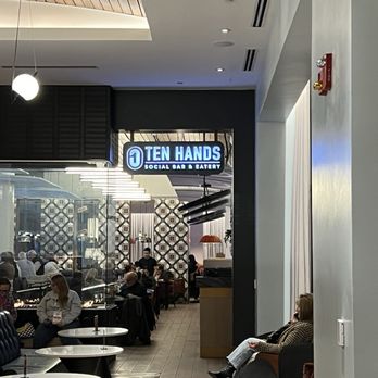 TEN HANDS SOCIAL BAR & EATERY - Updated July 2025 - 153 Photos & 37 ...