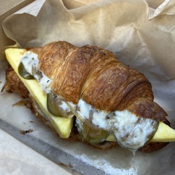 COMMON GOOD BAKERY - Updated July 2025 - 134 Photos & 164 Reviews - 537 ...