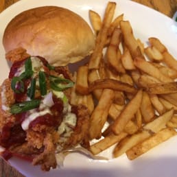 THE WOOLY PUB - Updated December 2025 - 32 Photos & 55 Reviews - 176 ...