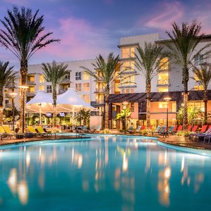 SANTA PALMIA AT PALM VALLEY APARTMENTS - Updated January 2026 - 136 ...