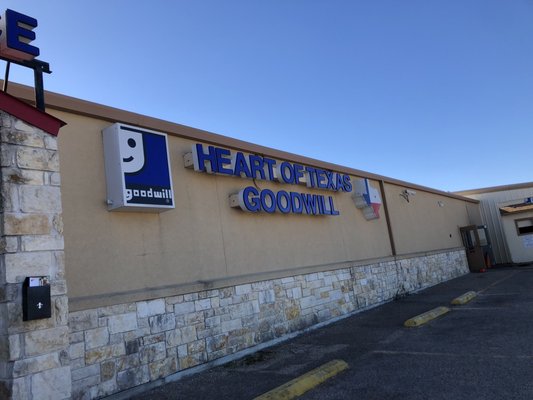 HEART OF TEXAS GOODWILL INDUSTRIES - Updated October 2025 - 125 E ...