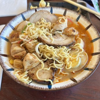 SAKURA 17 - Updated August 2025 - 28 Photos & 30 Reviews - 597 S Dixie ...